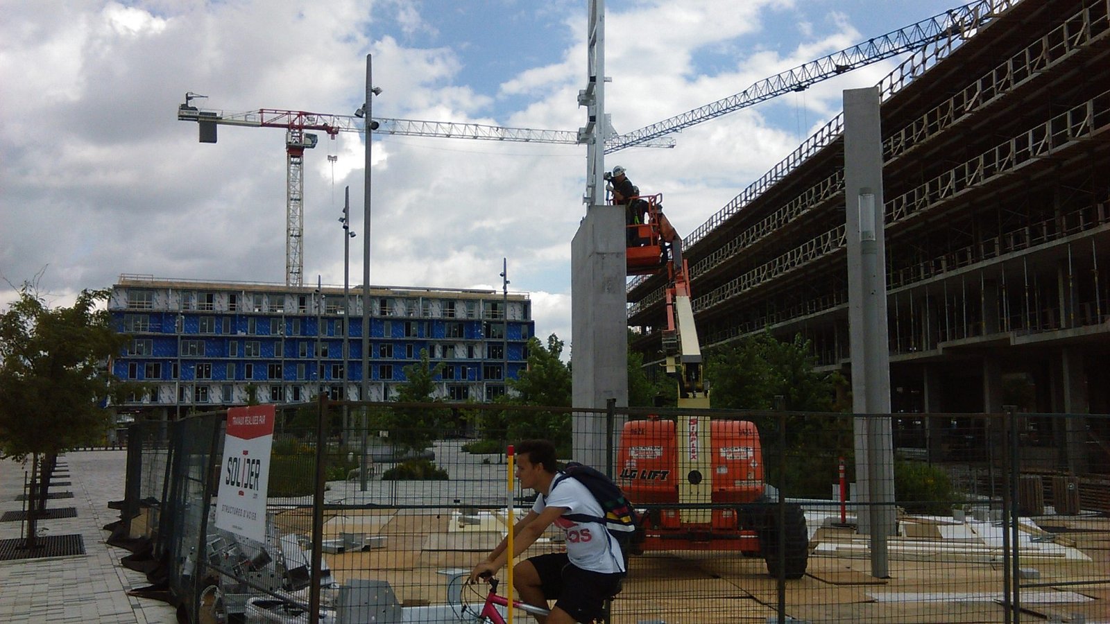 Construction finally resumes on MIL University of Montréal campus—what ...
